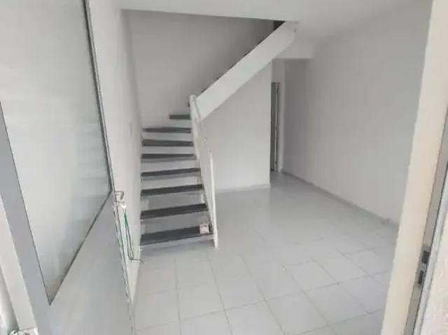 Casa / Sobrado em Condomínio para Venda em Feira de Santana/BA Papagaio 2 Quartos