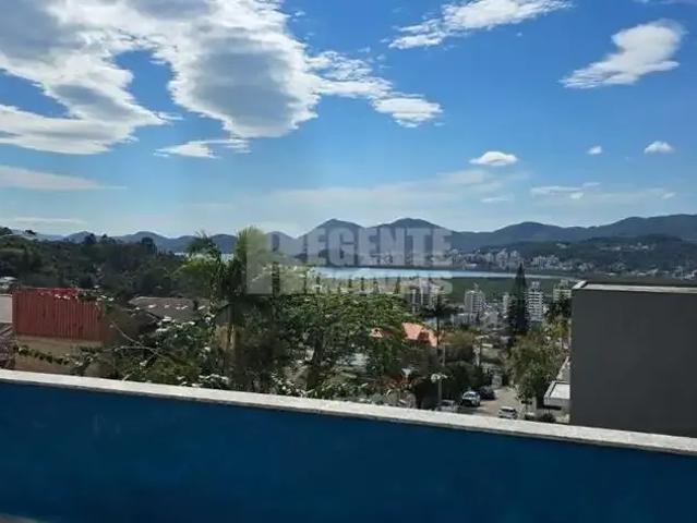 Casa / Sobrado em Condomínio para Venda em Florianópolis/SC Trindade 4 Quartos