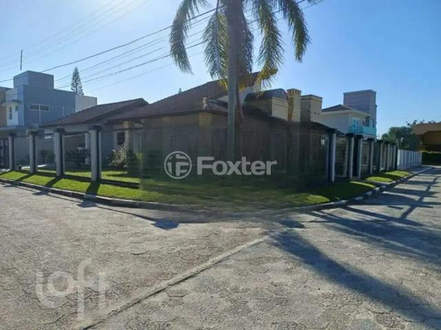 Casa / Sobrado em Condomínio para Venda em Florianópolis/SC Barra da Lagoa 3 Quartos