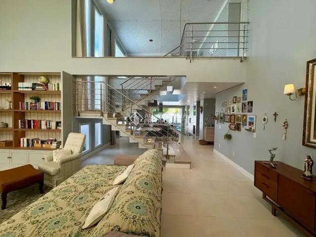 Casa / Sobrado em Condomínio para Venda em Florianópolis/SC Campeche 4 Quartos