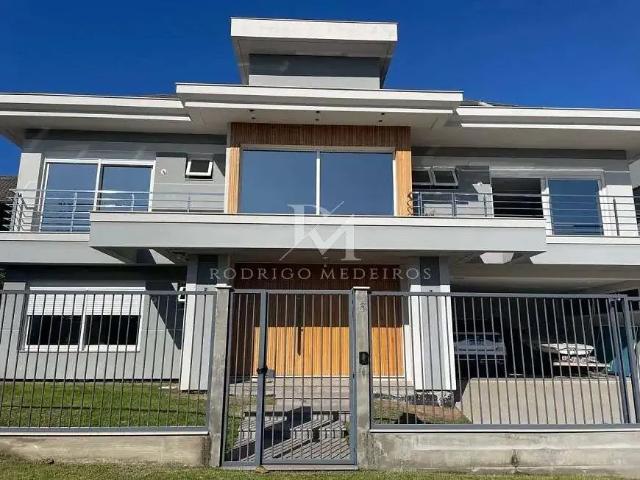 Casa / Sobrado em Condomínio para Venda em Florianópolis/SC Campeche 4 Quartos