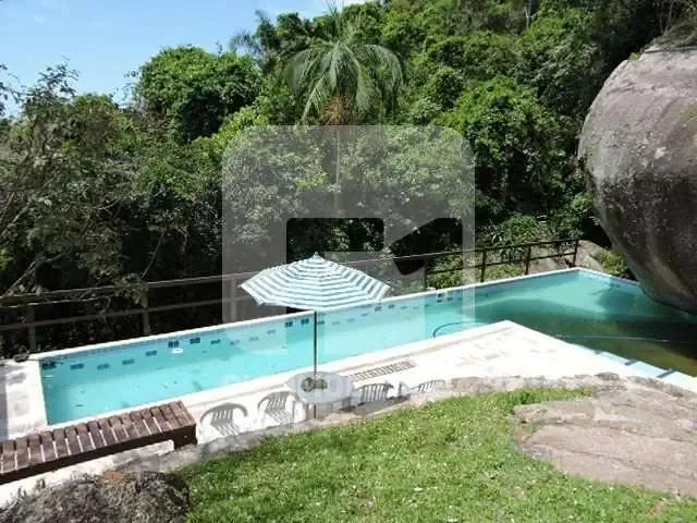 Casa / Sobrado em Condomínio para Venda em Florianópolis/SC Campeche 6 Quartos
