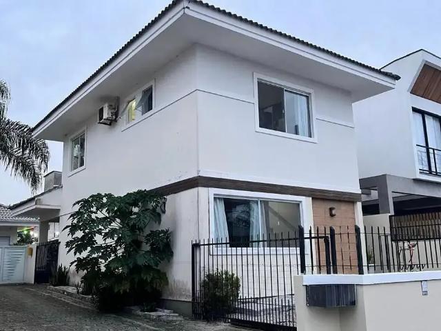 Casa / Sobrado em Condomínio para Venda em Florianópolis/SC Campeche 3 Quartos