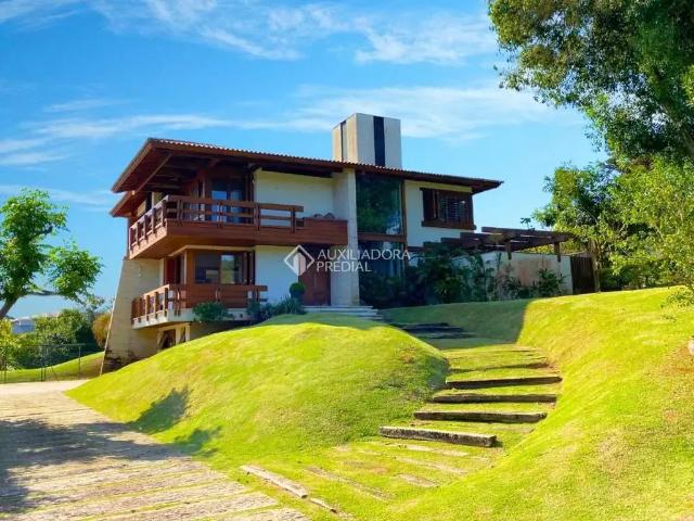 Casa / Sobrado em Condomínio para Venda em Florianópolis/SC Cacupé 3 Quartos