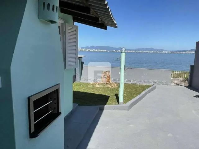 Casa / Sobrado em Condomínio para Venda em Florianópolis/SC Cacupé 3 Quartos