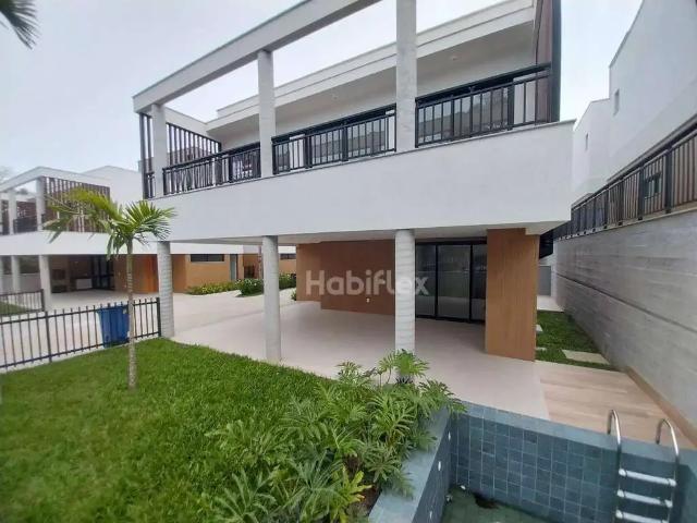 Casa / Sobrado em Condomínio para Venda em Florianópolis/SC Cacupé 3 Quartos