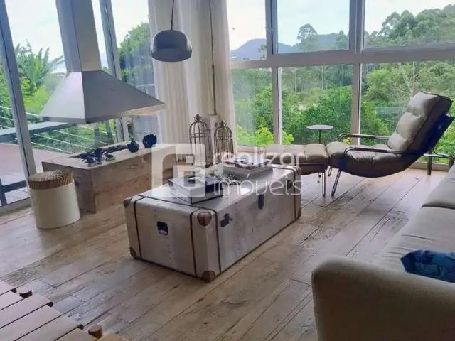 Casa / Sobrado em Condomínio para Venda em Florianópolis/SC Cacupé 4 Quartos