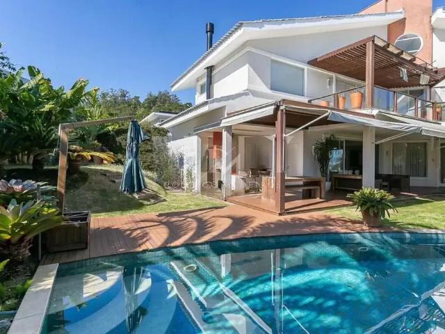 Casa / Sobrado em Condomínio para Venda em Florianópolis/SC Cacupé 4 Quartos