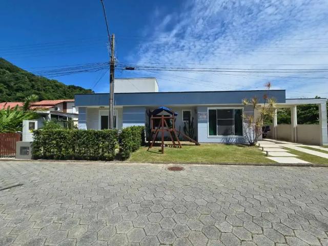 Casa / Sobrado em Condomínio para Venda em Florianópolis/SC Cachoeira do Bom Jesus 4 Quartos