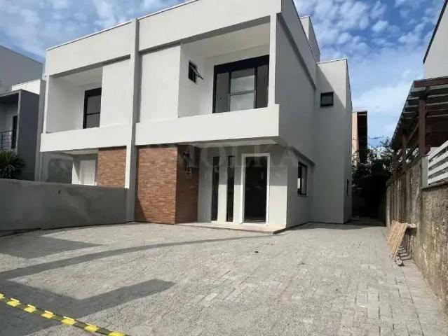 Casa / Sobrado em Condomínio para Venda em Florianópolis/SC Carianos 3 Quartos