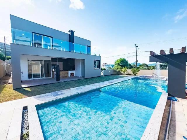 Casa / Sobrado em Condomínio para Venda em Florianópolis/SC Ingleses 4 Quartos