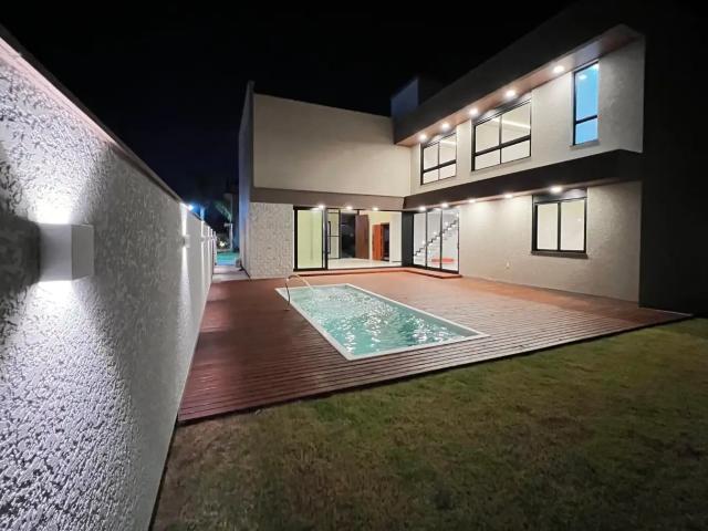 Casa / Sobrado em Condomínio para Venda em Florianópolis/SC Ingleses 3 Quartos