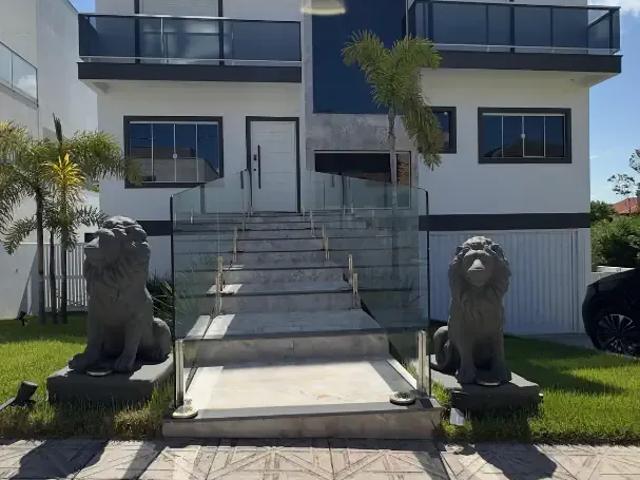 Casa / Sobrado em Condomínio para Venda em Florianópolis/SC Ingleses 3 Quartos