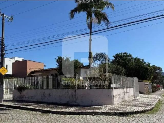 Casa / Sobrado em Condomínio para Venda em Florianópolis/SC Itacorubi 4 Quartos