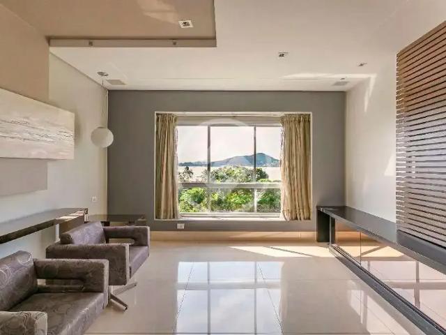 Casa / Sobrado em Condomínio para Venda em Florianópolis/SC João Paulo 5 Quartos