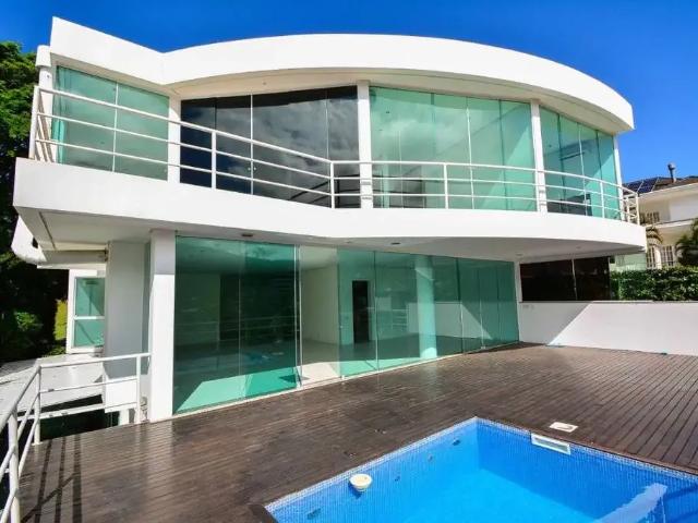 Casa / Sobrado em Condomínio para Venda em Florianópolis/SC Lagoa da Conceição 5 Quartos