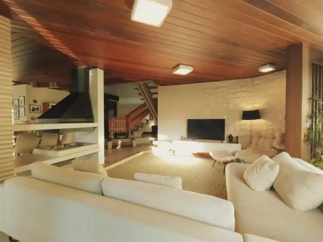 Casa / Sobrado em Condomínio para Venda em Florianópolis/SC Lagoa da Conceição 5 Quartos
