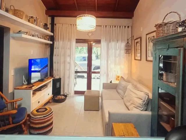 Casa / Sobrado em Condomínio para Venda em Florianópolis/SC Lagoa da Conceição 2 Quartos