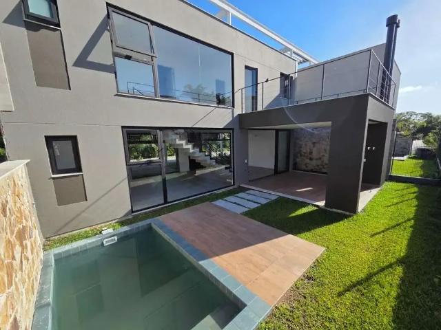 Casa / Sobrado em Condomínio para Venda em Florianópolis/SC Lagoa da Conceição 3 Quartos