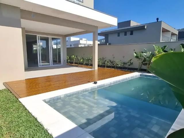Casa / Sobrado em Condomínio para Venda em Florianópolis/SC Lagoa da Conceição 3 Quartos