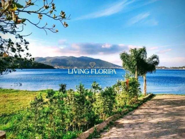 Casa / Sobrado em Condomínio para Venda em Florianópolis/SC Lagoa da Conceição 3 Quartos