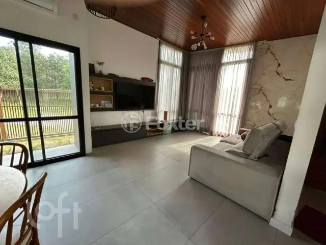 Casa / Sobrado em Condomínio para Venda em Florianópolis/SC Morro das Pedras 3 Quartos