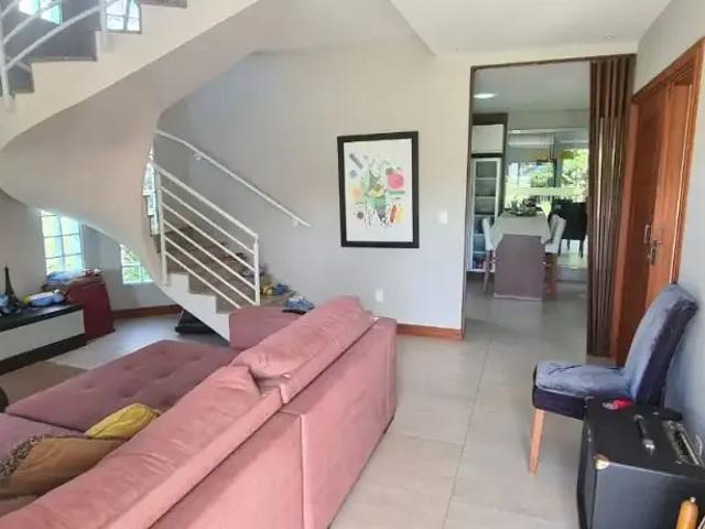 Casa / Sobrado em Condomínio para Venda em Florianópolis/SC Rio Tavares 4 Quartos