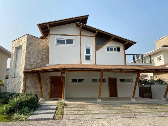 Casa / Sobrado em Condomínio para Venda em Florianópolis/SC Rio Tavares 4 Quartos