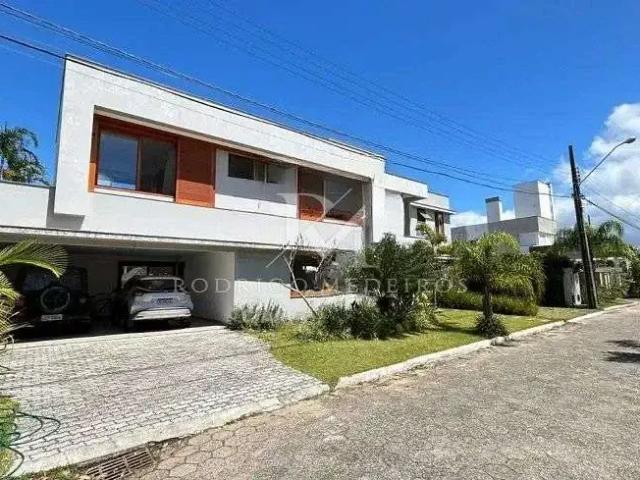 Casa / Sobrado em Condomínio para Venda em Florianópolis/SC Rio Tavares 4 Quartos