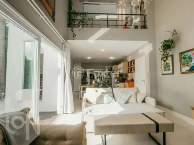 Casa / Sobrado em Condomínio para Venda em Florianópolis/SC Rio Tavares 4 Quartos
