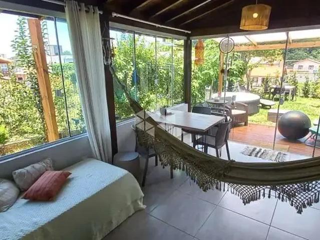 Casa / Sobrado em Condomínio para Venda em Florianópolis/SC Rio Tavares 2 Quartos