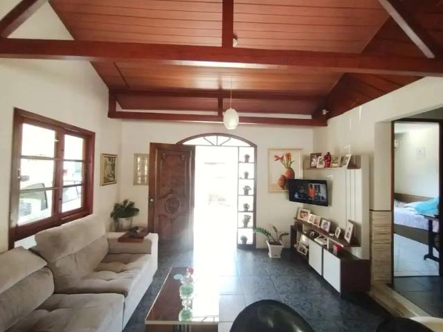 Casa / Sobrado em Condomínio para Venda em Florianópolis/SC Rio Tavares 3 Quartos