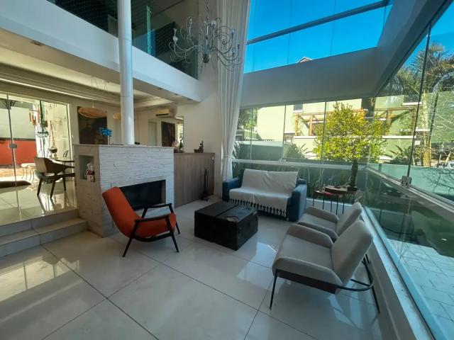 Casa / Sobrado em Condomínio para Venda em Florianópolis/SC Rio Tavares 3 Quartos