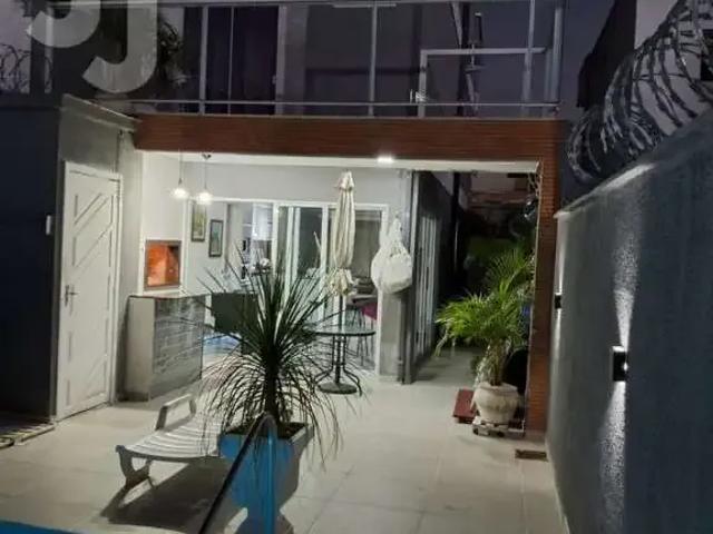 Casa / Sobrado em Condomínio para Venda em Florianópolis/SC São João do Rio Vermelho 3 Quartos