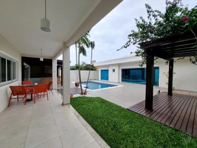 Casa / Sobrado em Condomínio para Venda em Florianópolis/SC Sambaqui 5 Quartos