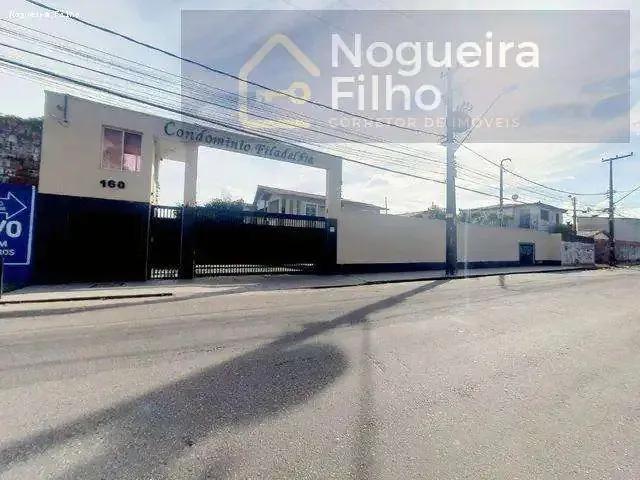 Casa / Sobrado em Condomínio para Venda em Fortaleza/CE Messejana 3 Quartos