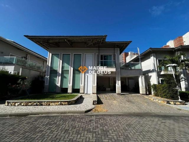 Casa / Sobrado em Condomínio para Venda em Fortaleza/CE de Lourdes 4 Quartos
