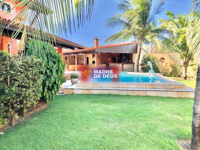 Casa / Sobrado em Condomínio para Venda em Fortaleza/CE de Lourdes 5 Quartos