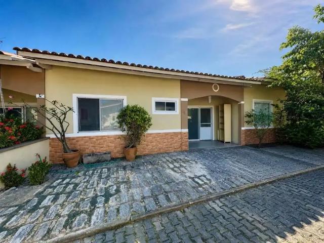 Casa / Sobrado em Condomínio para Venda em Fortaleza/CE Lagoa Redonda 3 Quartos