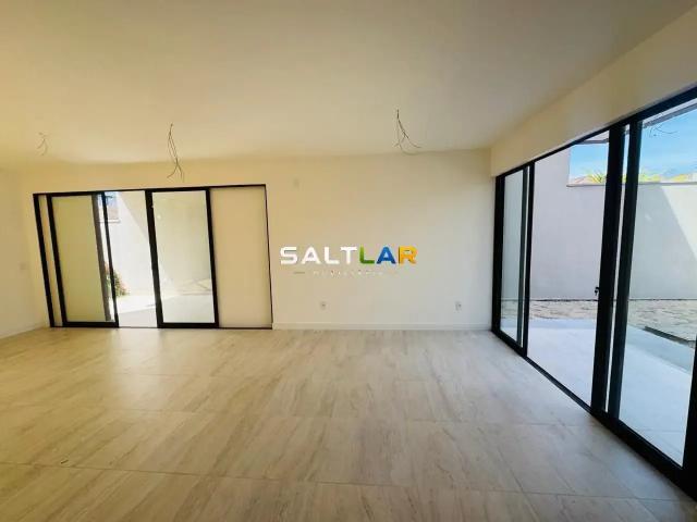 Casa / Sobrado em Condomínio para Venda em Fortaleza/CE Lagoa Redonda 3 Quartos