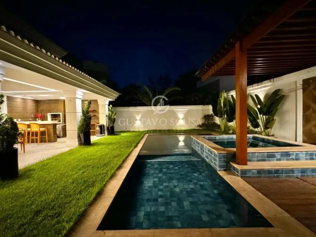 Casa / Sobrado em Condomínio para Venda em Fortaleza/CE Lagoa Redonda 4 Quartos