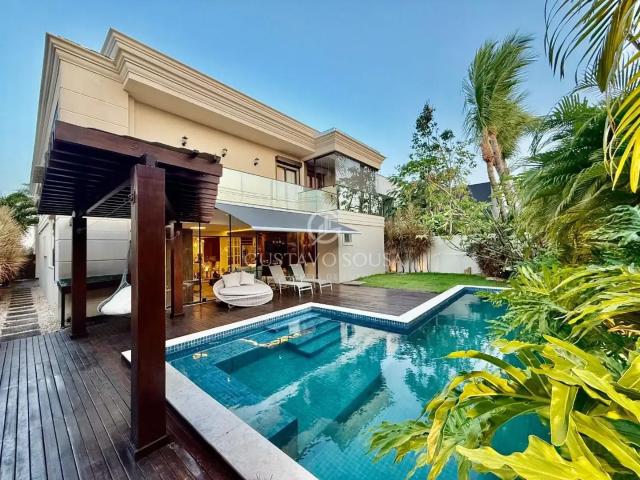 Casa / Sobrado em Condomínio para Venda em Fortaleza/CE Lagoa Redonda 5 Quartos