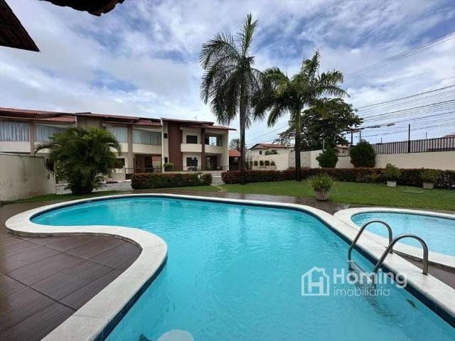 Casa / Sobrado em Condomínio para Venda em Fortaleza/CE Sapiranga 4 Quartos