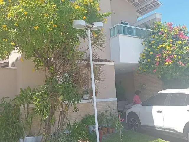Casa / Sobrado em Condomínio para Venda em Fortaleza/CE Sapiranga 3 Quartos