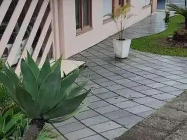 Casa / Sobrado em Condomínio para Venda em Guaíba/RS Flórida 4 Quartos