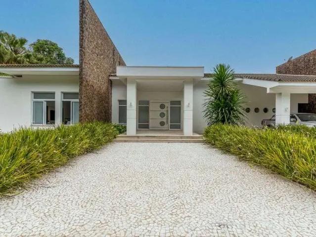 Casa / Sobrado em Condomínio para Venda em Guarujá/SP Balneario Praia do Perequê 4 Quartos