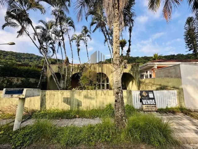 Casa / Sobrado em Condomínio para Venda em Guarujá/SP Balneario Praia do Perequê 4 Quartos