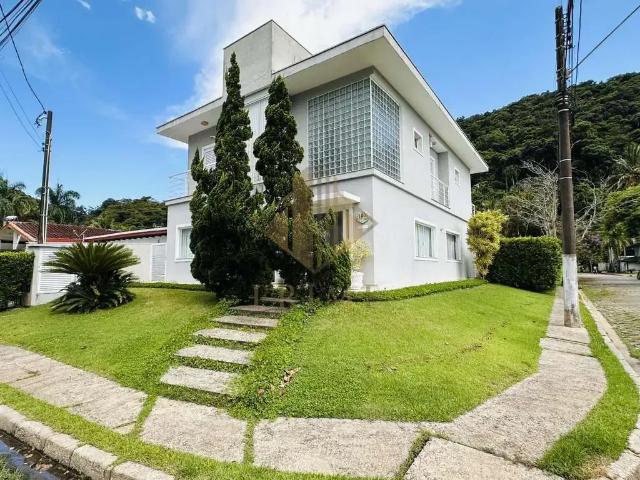 Casa / Sobrado em Condomínio para Venda em Guarujá/SP Balneario Praia do Perequê 4 Quartos