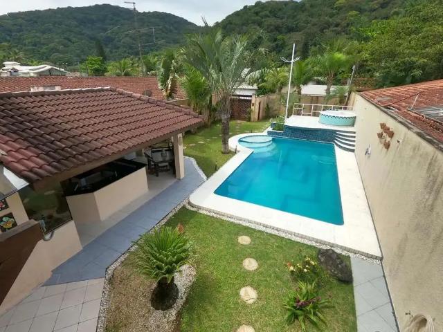 Casa / Sobrado em Condomínio para Venda em Guarujá/SP Balneario Praia do Perequê 3 Quartos