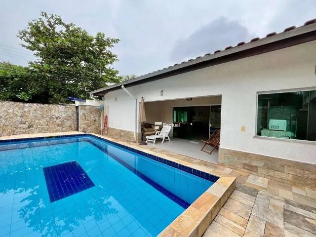 Casa / Sobrado em Condomínio para Venda em Guarujá/SP Balneario Praia do Perequê 3 Quartos